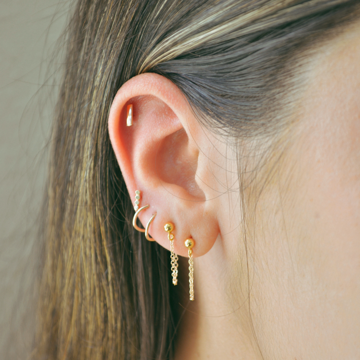 Alia Bar Studs Earrings – Alma Libre Jewelry